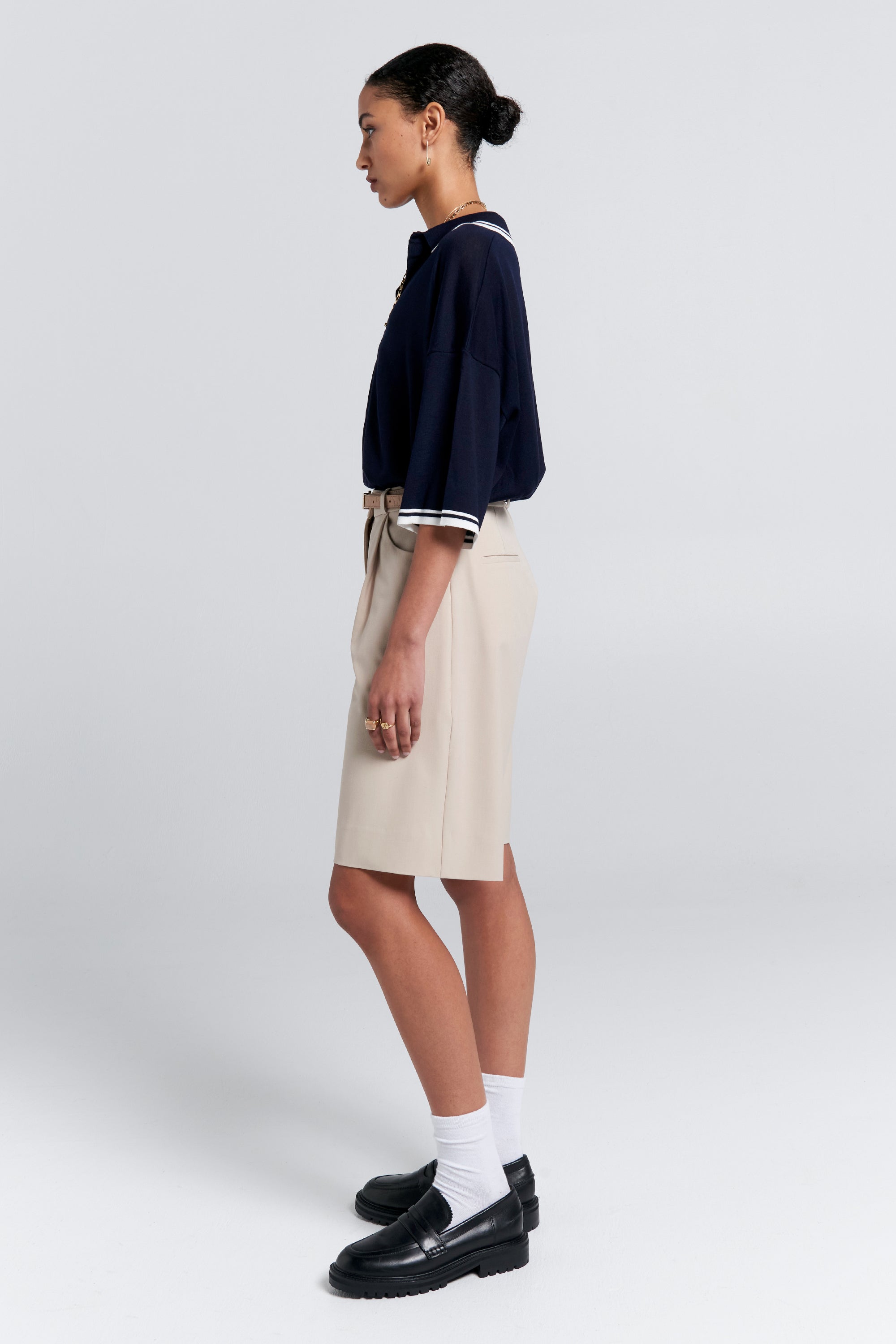 Walker Bermuda Shorts Sand – Karen Walker