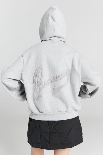 Runaway Essentials – Karen Walker