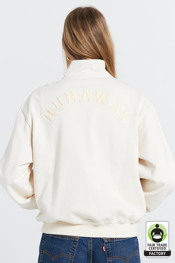 Runaway Essentials – Karen Walker