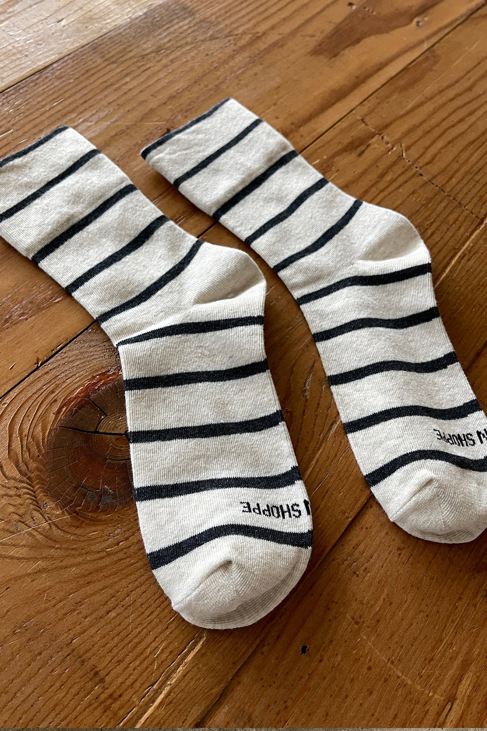 Wally Socks Grain – Karen Walker