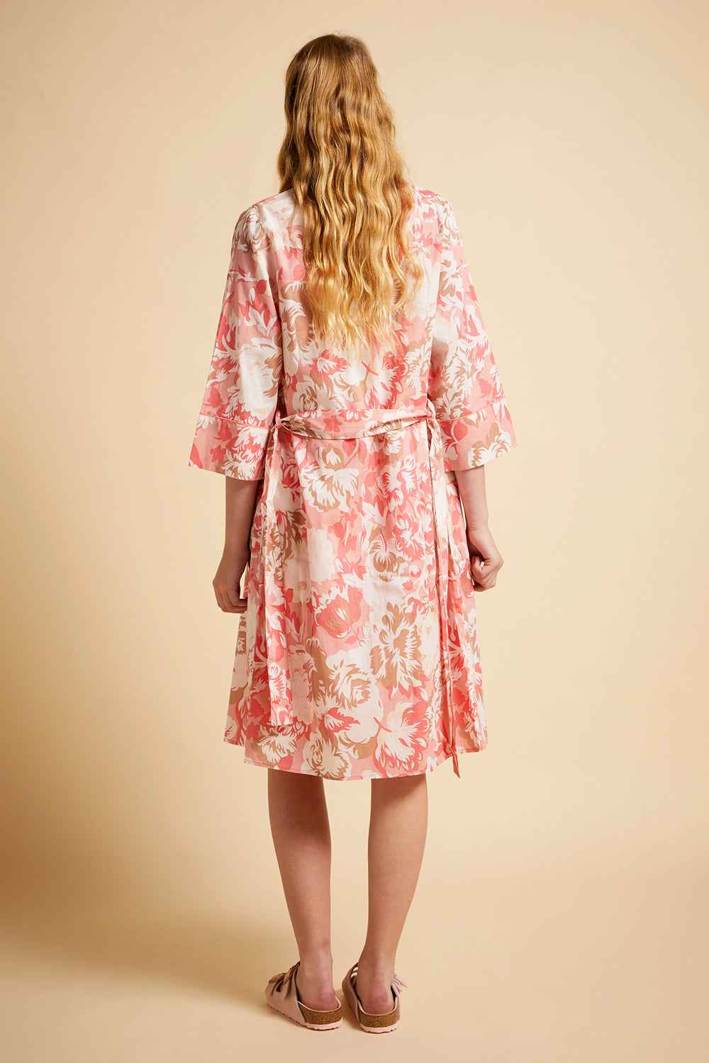 Ornamental Floral Midi Robe Shell Pink – Karen Walker
